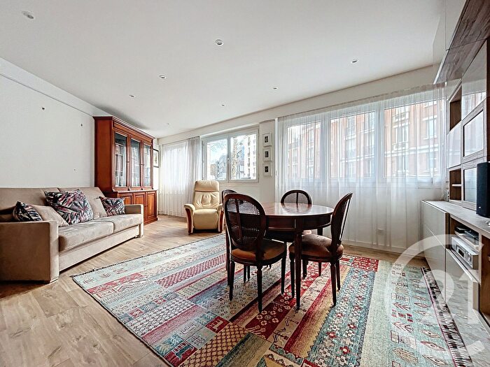 Appartement à vendre - Paris e , Gambetta - 3 pièces - 2 chambres