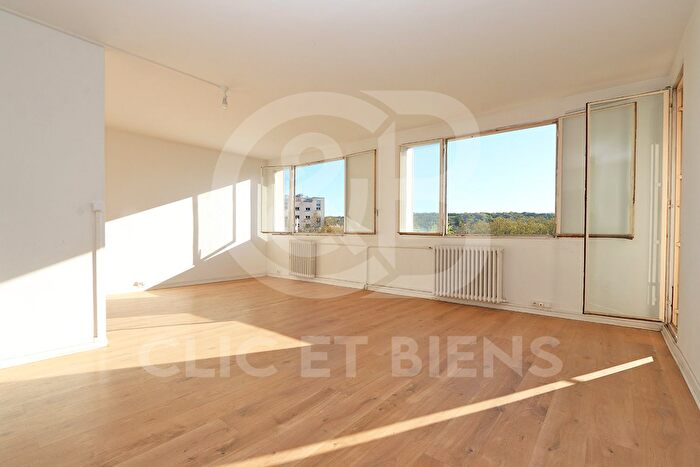 Appartement 4 pièces à vendre - Viroflay, Haras