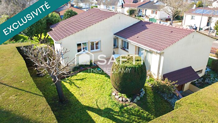 Maison à vendre - Longvic - 4 pièces - 3 chambres