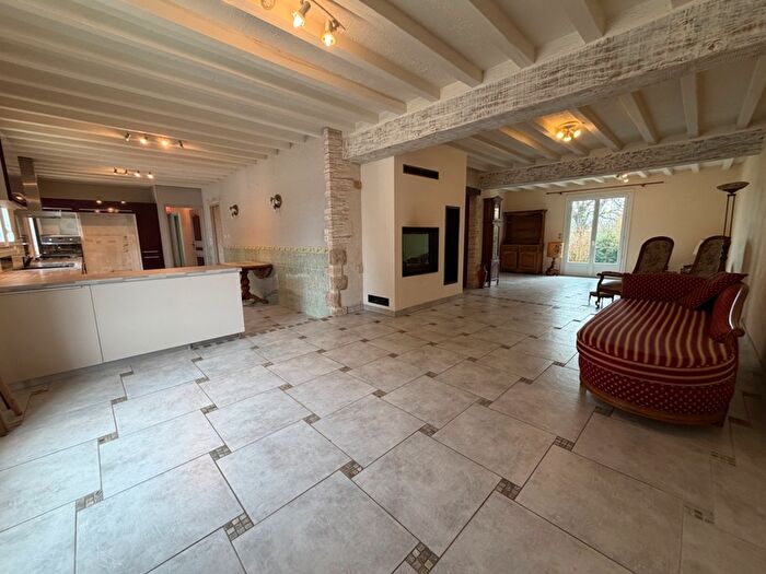 Maison à vendre - Baracé - 10 pièces - 7 chambres