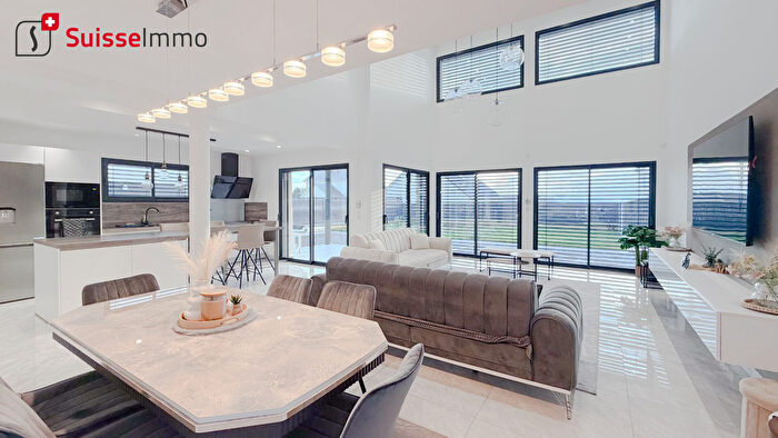 Maison à vendre - Grand-Charmont - 6 pièces - 4 chambres