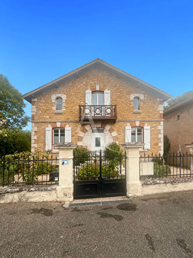 Maison 9 pièces à Monsempron-Libos, à vendre
