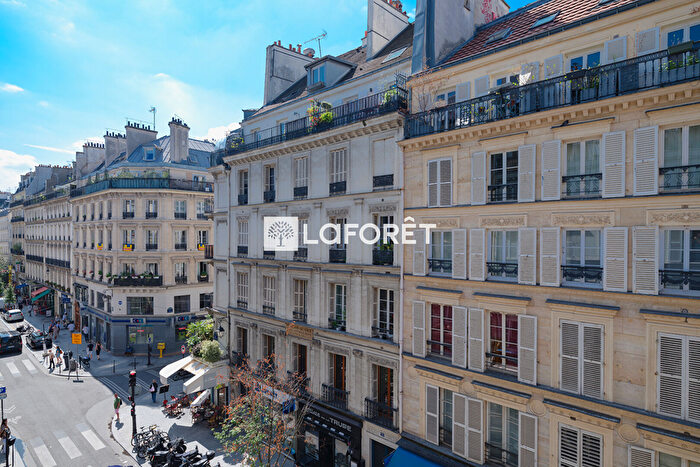 Appartement à vendre - Paris e , Sainte-Avoye - 2 pièces - 1 chambre