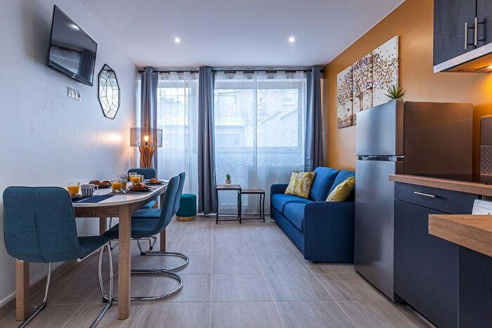 Appartement à louer - Gentilly - 2 pièces - 1 chambre