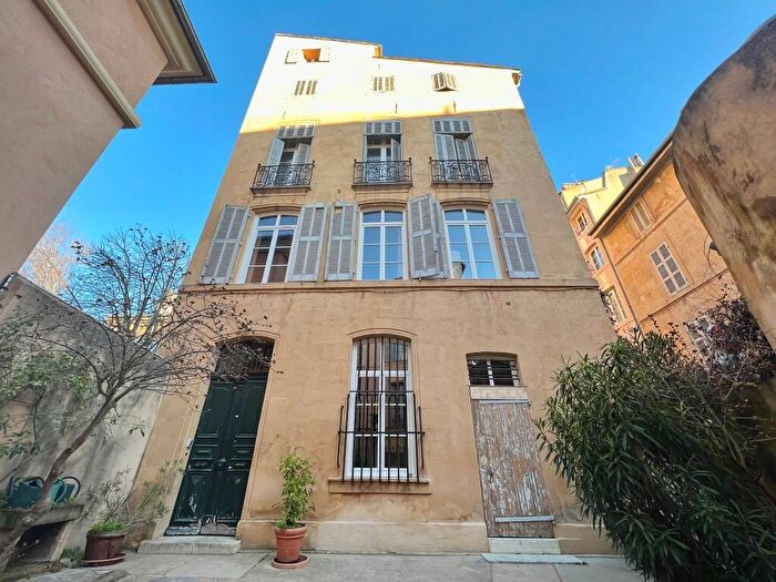 Centre Ville, Aix-en-Provence - Appartement 1 pièce à louer