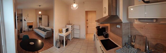 Appartement à louer - Saint-Étienne - 1 pièce