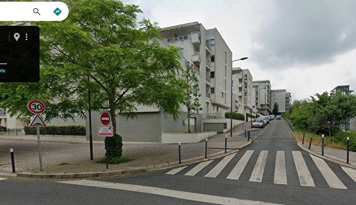 Appartement à vendre - Cergy, Les Hauts-de-Cergy - 3 pièces - 2 chambres