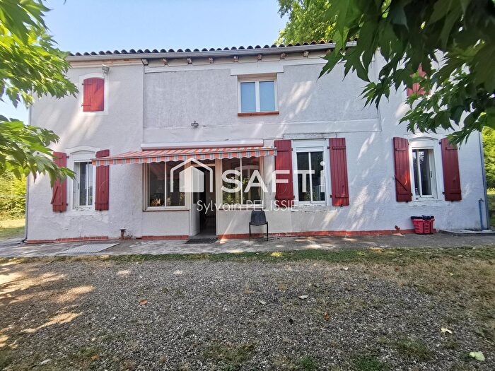 Maison 9 pièces à Moissac, à vendre