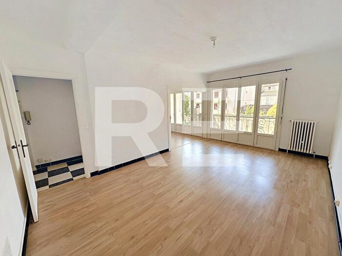 Appartement 4 pièces à vendre à Nîmes, Carmes