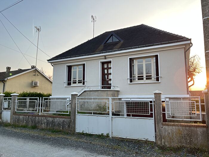 Maison à vendre - Levroux - 4 pièces - 1 chambre