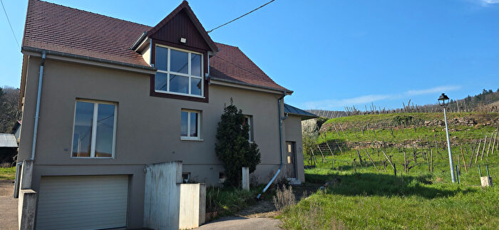 Maison à vendre - Niedermorschwihr - 6 pièces - 4 chambres