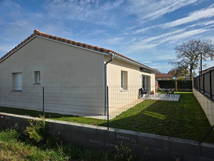 Maison à vendre - Calmont - 4 pièces - 3 chambres