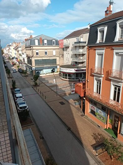 Appartement à vendre - Montceau-les-Mines, Centre-ville - 7 pièces - 4 chambres