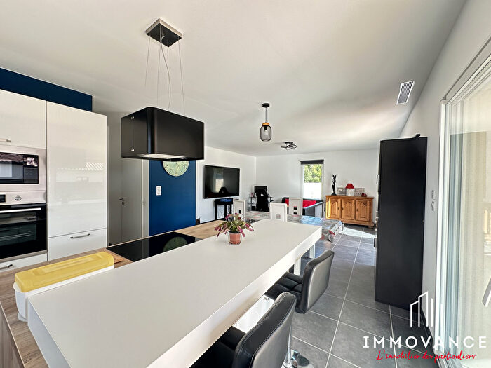 Maison à vendre - Claret - 4 pièces - 3 chambres