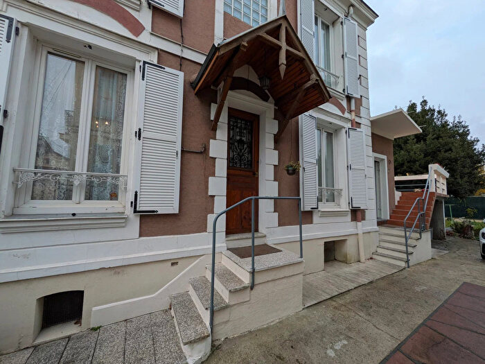 Maison à vendre - Livry-Gargan, Nord - 4 pièces - 2 chambres