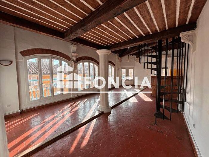 Appartement à louer - Centre Ville, Aix-en-Provence - 5 pièces - 4 chambres