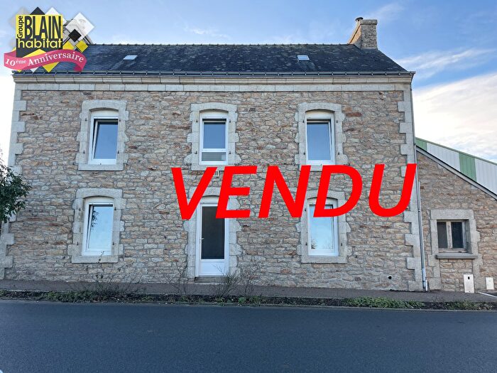 Maison à vendre - Guiscriff - 5 pièces - 3 chambres
