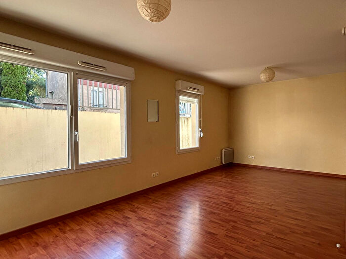 Appartement à louer - Vand uvre-lès-Nancy, Centre-ville, Vandoeuvre Nations - 1 pièce