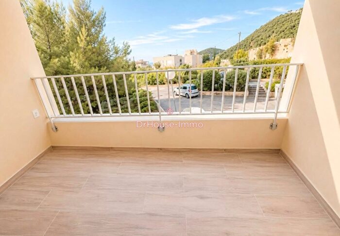 Ajaccio, Citadelle : Appartement 3 pièces à vendre