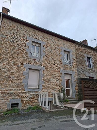 Maison à louer - Vergéal - 5 pièces - 4 chambres