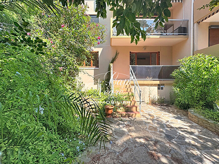 Le Lavandou, Rousset, Four des Maures, Saint-Clair : Appartement 2 pièces à vendre