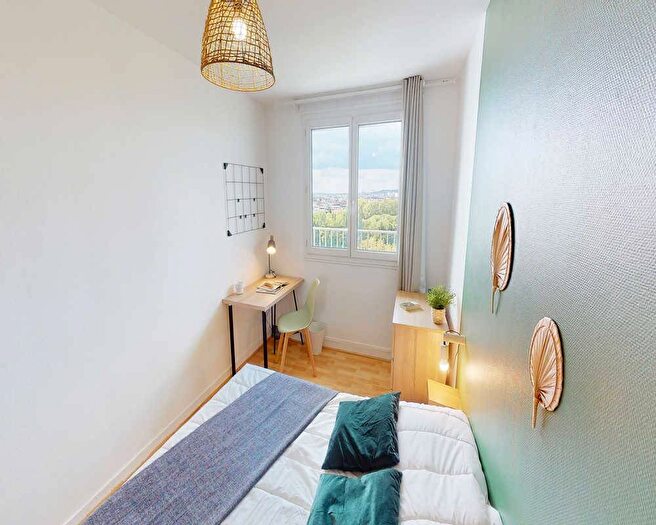 Appartement à louer - Fournier-Pasteur-Bac dAsnières, Clichy - 4 pièces - 5 chambres