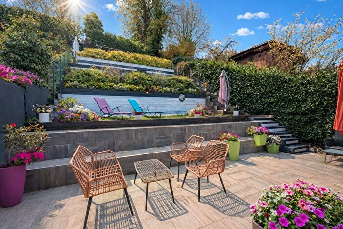 Maison à vendre - Bossey - 5 pièces - 4 chambres