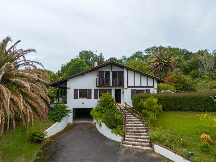 Maison 5 pièces à vendre - Saint-Pée-sur-Nivelle