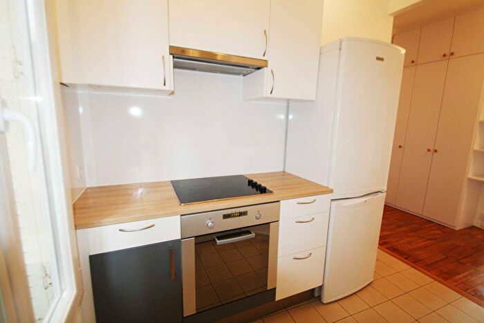 Appartement à louer - Brimont, Chatou - 3 pièces - 2 chambres