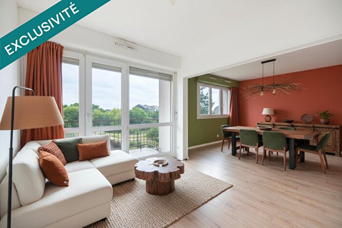 Appartement à vendre - Thionville, La Militaire - 4 pièces - 2 chambres