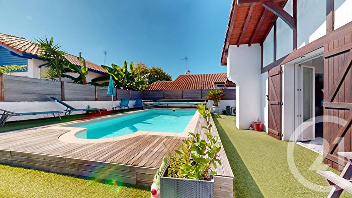 Maison à vendre - Anglet, Montbrun - 5 pièces - 4 chambres
