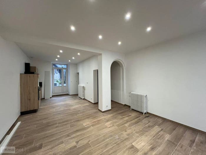 Maison 5 pièces à louer - Cossé-le-Vivien