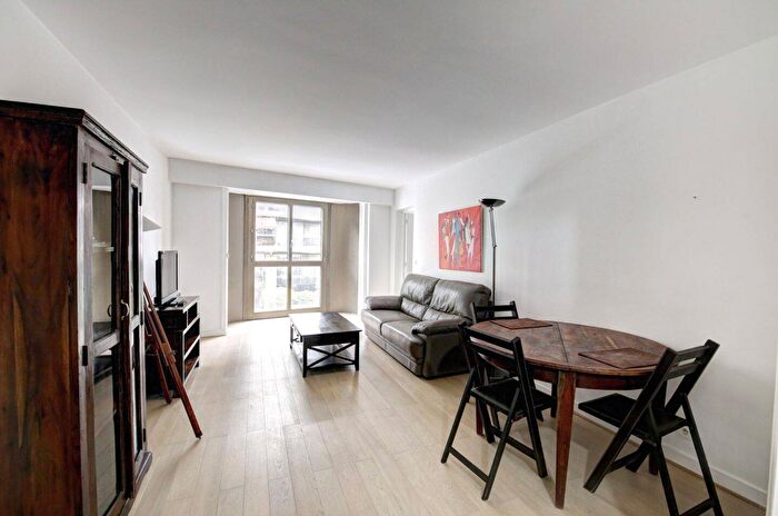 Appartement à louer - Paris ème arrondissement - 2 pièces - 1 chambre