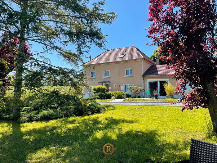 Maison à vendre - Effiat - 7 pièces - 4 chambres