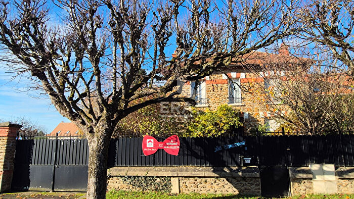 Maison à vendre - Grisy-Suisnes - 6 pièces - 4 chambres