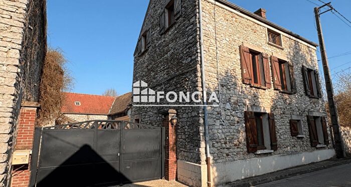 Maison à vendre - Fontenay-Mauvoisin - 8 pièces - 5 chambres