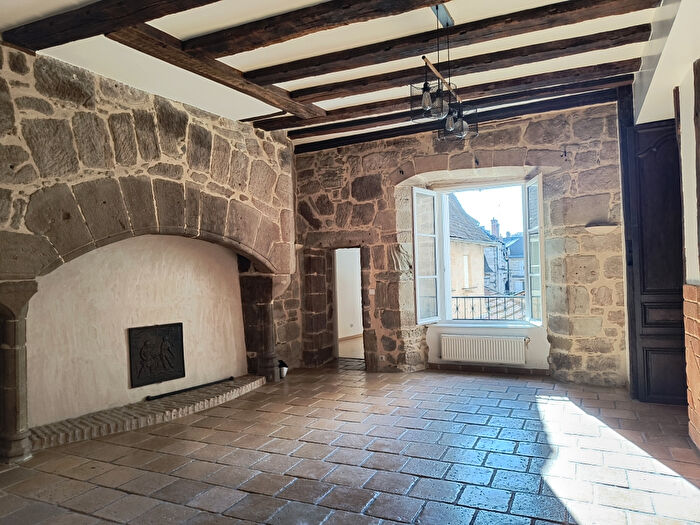 Brive-la-Gaillarde, Centre-ville, Pont Cardinal, Champanatier : Appartement 3 pièces à louer