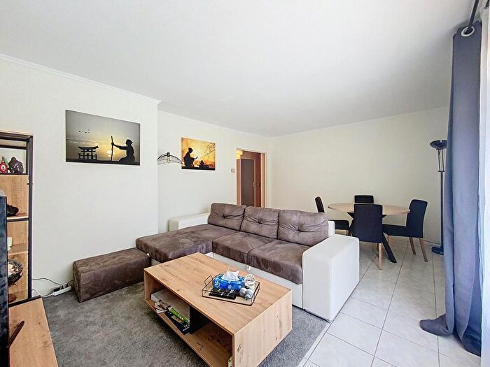 Appartement à vendre - Guyancourt, Le Parc, Les Saules - 3 pièces - 2 chambres