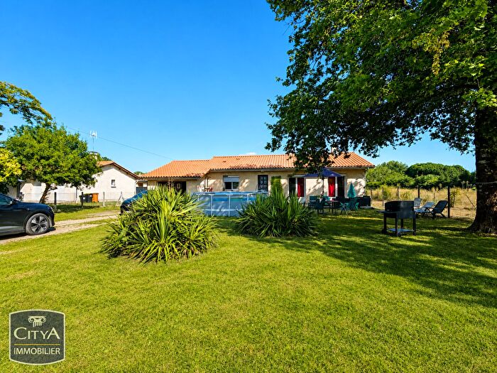 Maison 4 pièces à vendre à Coutras