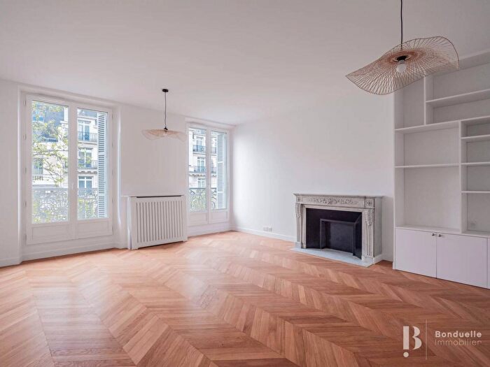 Appartement à louer - Provence Opéra, Paris ème arrondissement - 2 pièces - 1 chambre