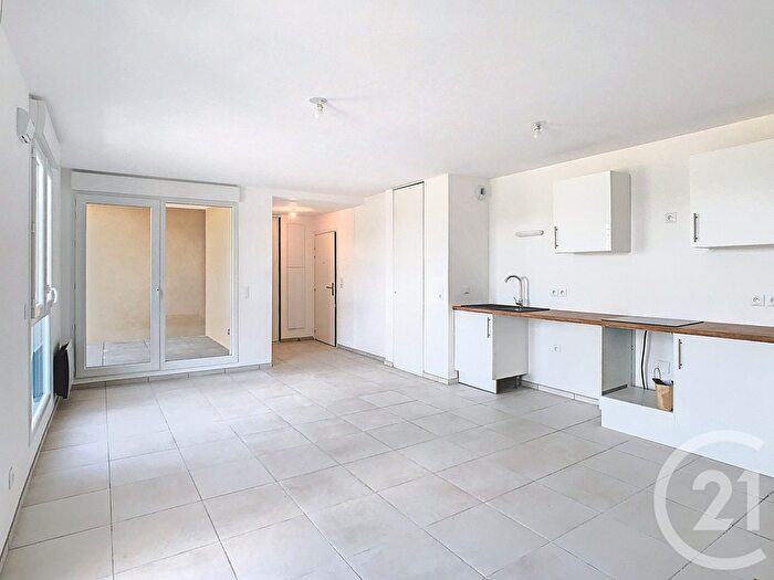 Perpignan, Porte d'Espagne : Appartement 3 pièces à louer