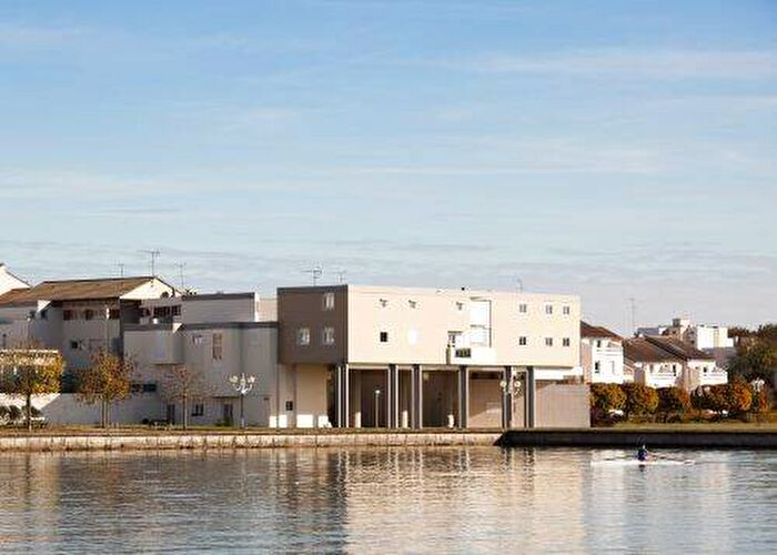 Appartement à louer - Val dAuron, Bourges - 3 pièces - 2 chambres