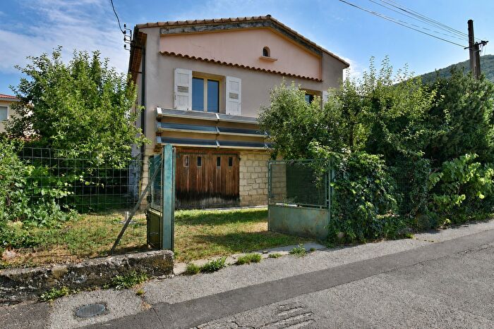 Digne-les-Bains, Arches, Epinettes, Saint-Véran : Maison 5 pièces à vendre