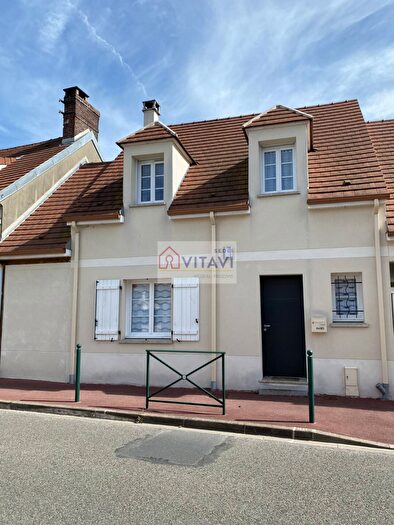 Maison 4 pièces à louer à Lacroix-Saint-Ouen