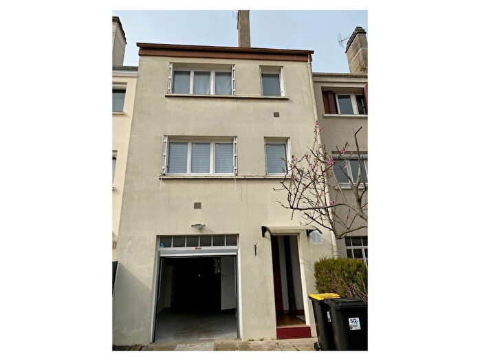 Maison à louer - Maurepas, Centre-ville, Malmedonne - 4 pièces - 3 chambres