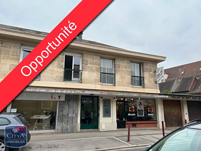 Appartement à vendre - Beauvais, Centre-ville - 3 pièces - 1 chambre