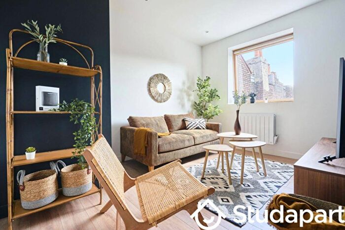 Appartement à louer - Moulins, Lille - 1 pièce - 3 chambres