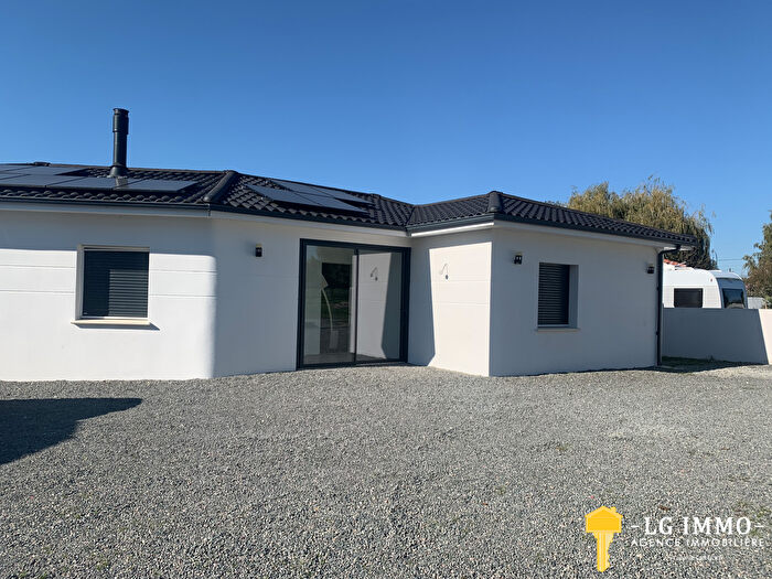 Maison à vendre - Cravans - 5 pièces - 3 chambres