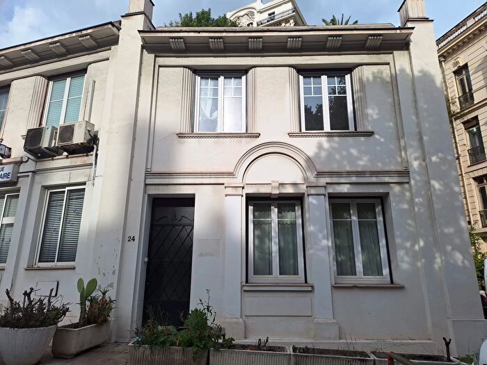 Maison à vendre - Nice, Carabacel - 3 pièces - 2 chambres