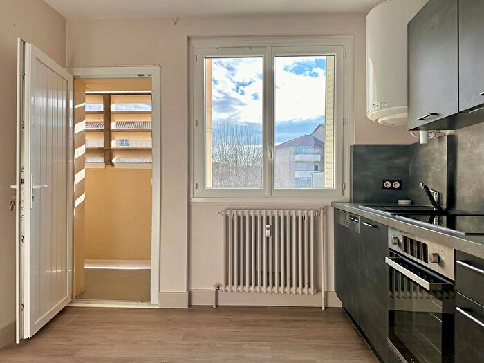 Villefranche-sur-Saône, Centre-ville - Appartement 3 pièces à louer